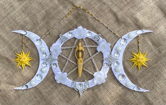 Handmade 49 Cm Triple Moon Wiccan Sun Goddess Wall-hanging. - Etsy