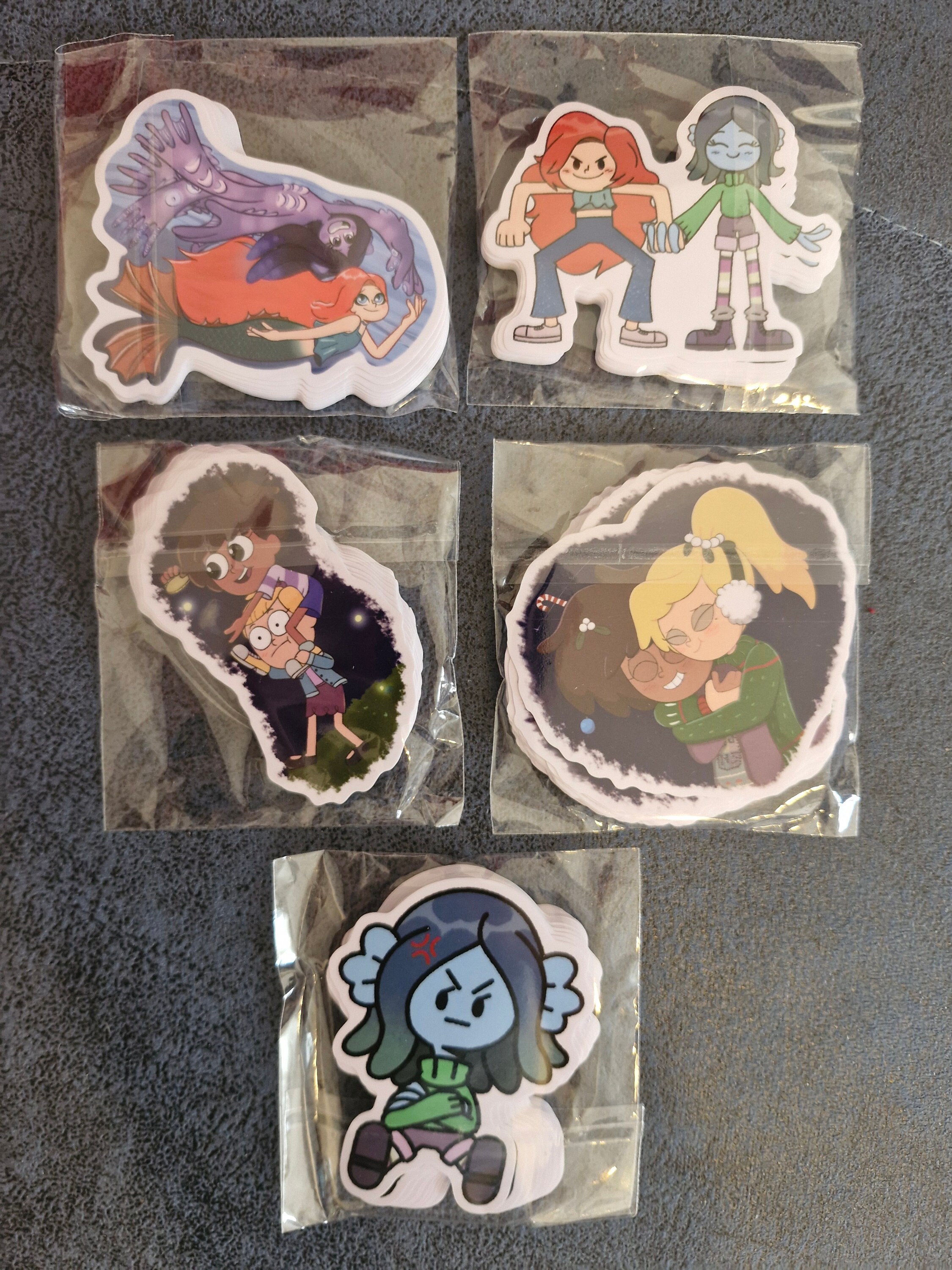 Amphiba Sashanne Rainbow Acrylic Keychain Charms Ruby Gillman Teenage ...