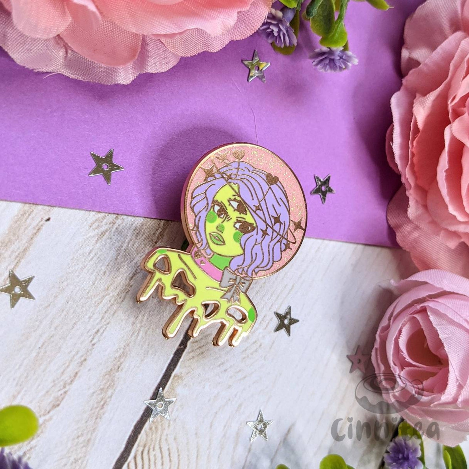 Dripping Alien Enamel Pin // Glitter Cute Kawaii Space - Etsy