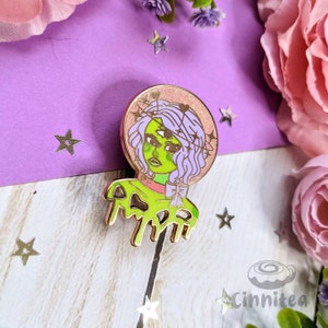Dripping Alien Enamel Pin // Glitter Cute Kawaii Space - Etsy