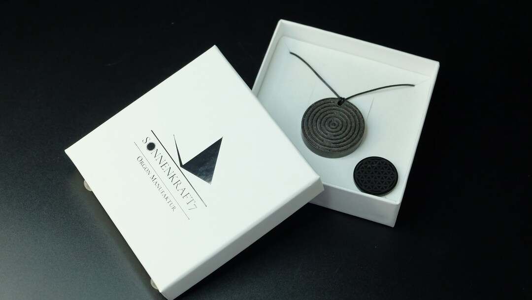 EMF Protection Set Consisting of a Brain 5G Amulet and a Shungite ...