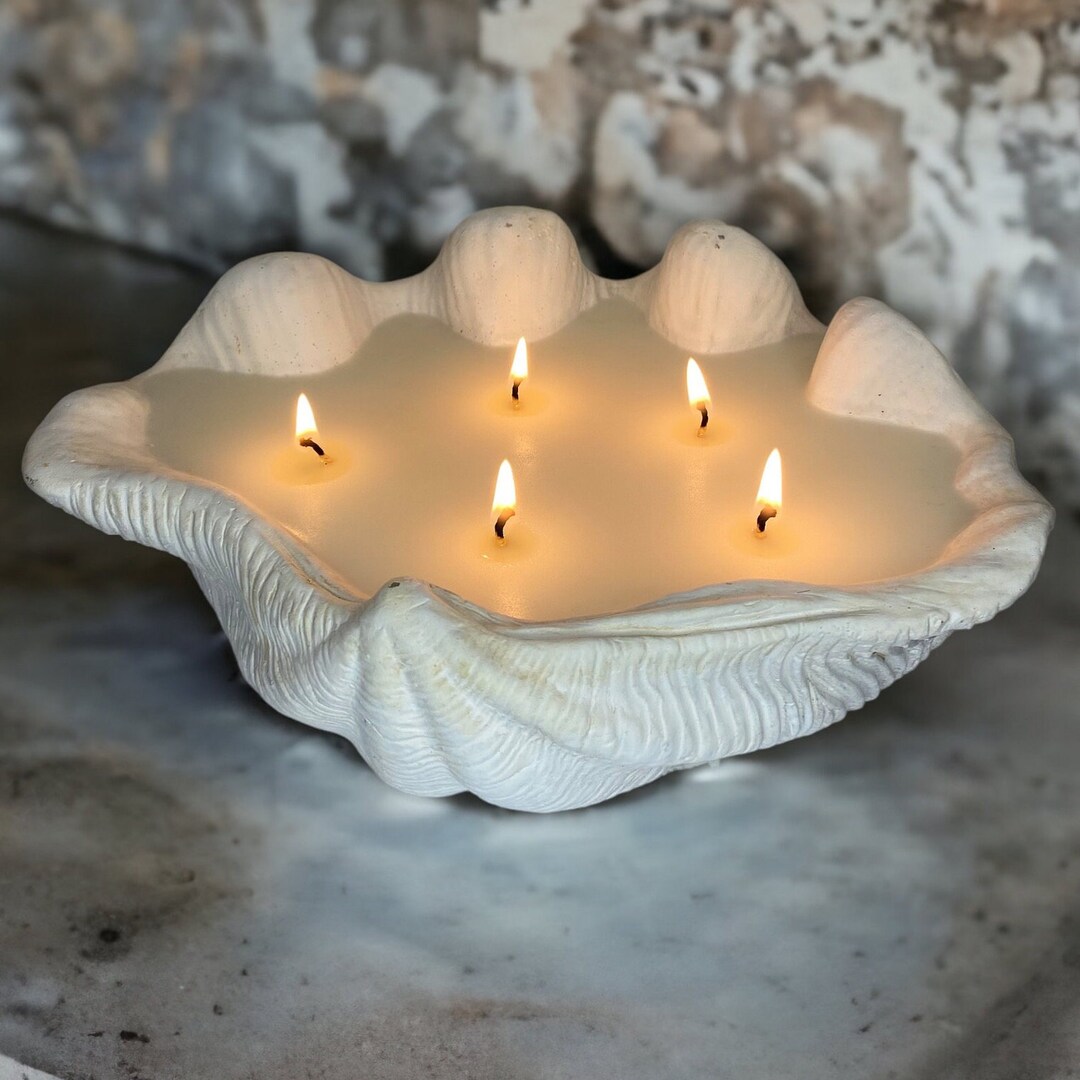 Beachin' XL Clam Shell Candle - Etsy Australia