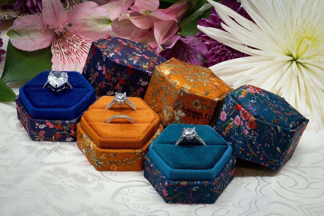Floral Velvet Ring Box: Wedding Proposal & Photography Prop - 1 and 2 ...