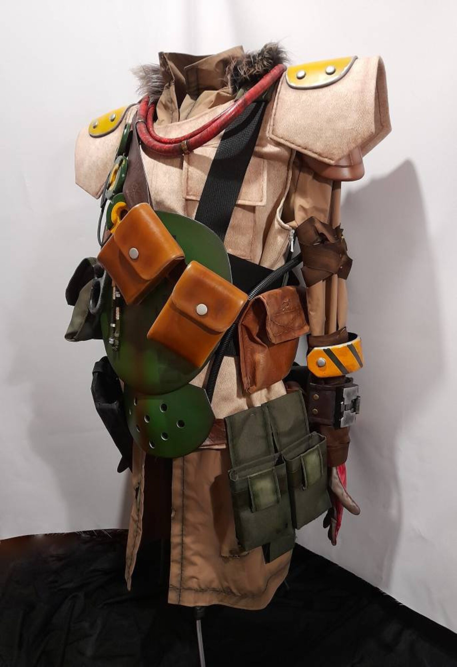 Bloodhound from Apex Legends inspired cosplay costume MADE TO | Etsy
