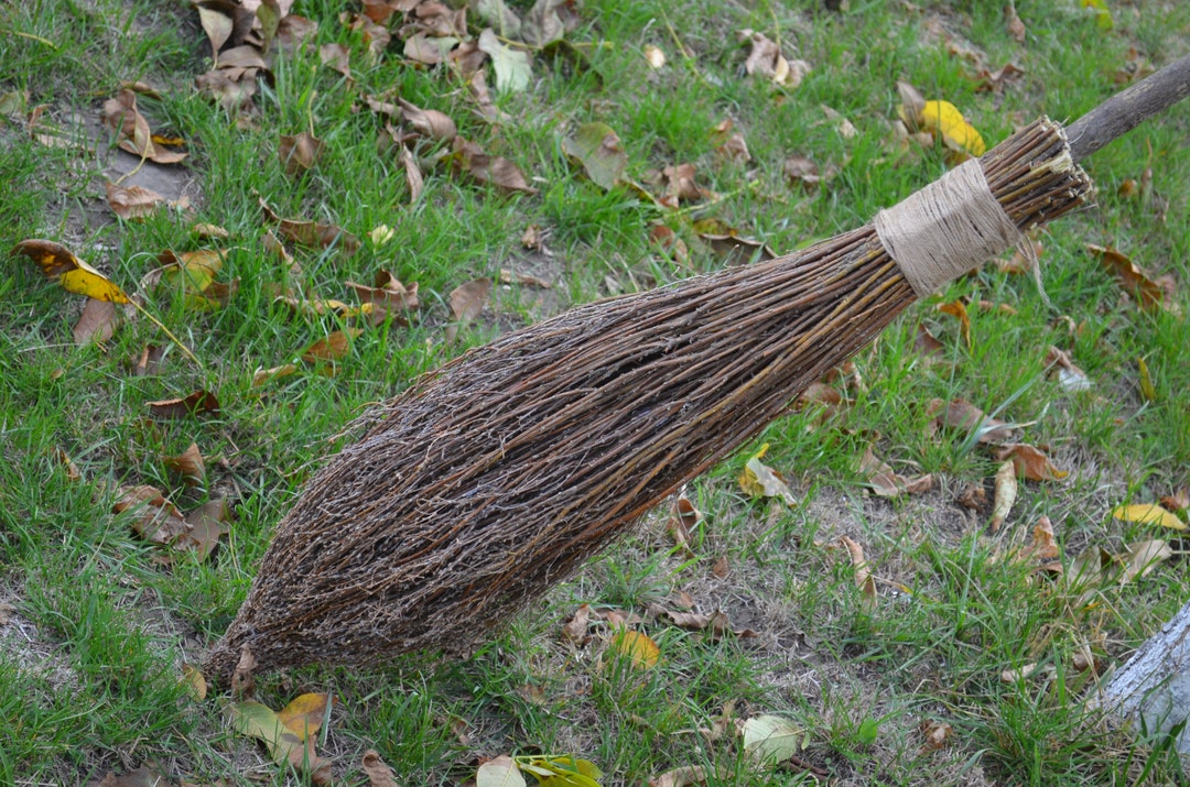 Wizard Broom , Natural Witches Broom, Broomstick Masquerade Broom ...