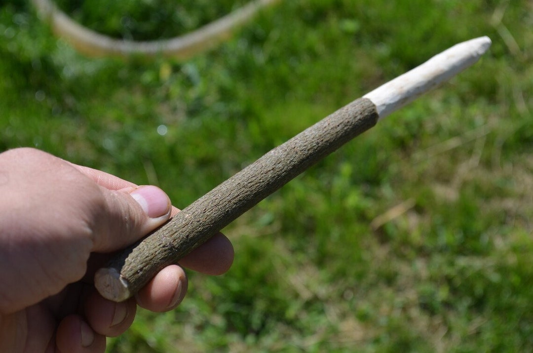 Witch's Rod Hand-carved Bay Wand Wicca Pagan Magic Wand Pagan Wand ...