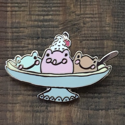 Frog Enamel Pin Green Frog Lapel Pin Green Frog Enamel Pins - Etsy