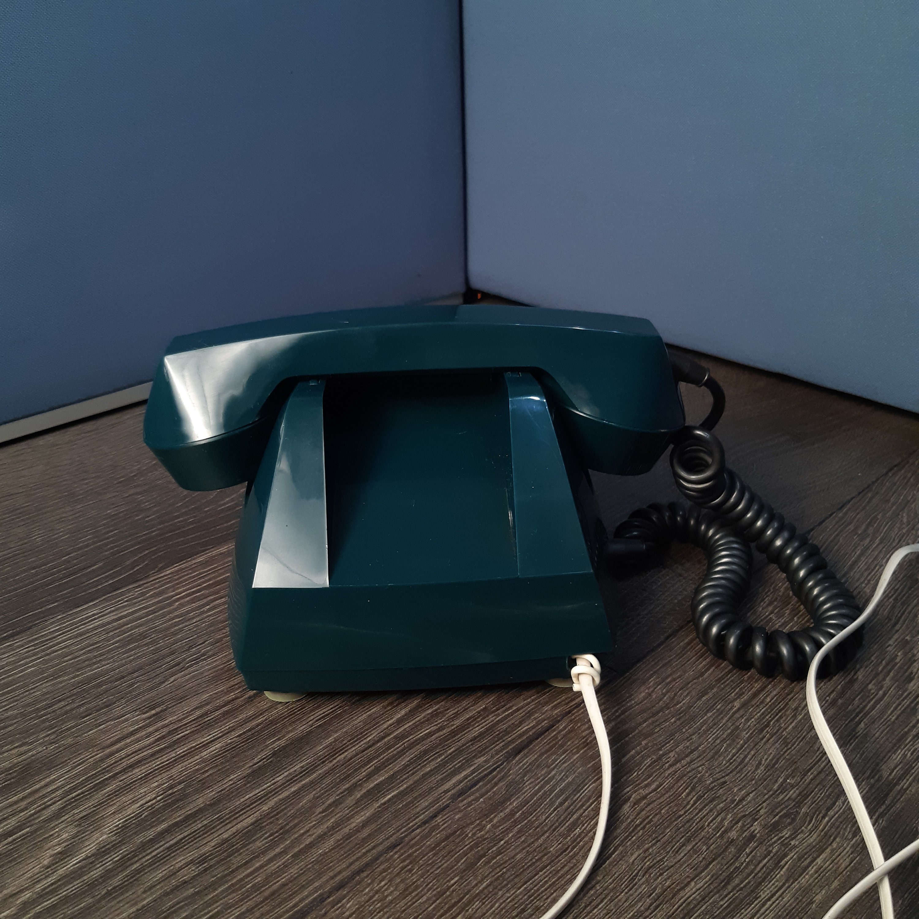 Vintage Green Phone 1978, Old Rotary Phone, Green Phone, Circle Dial ...