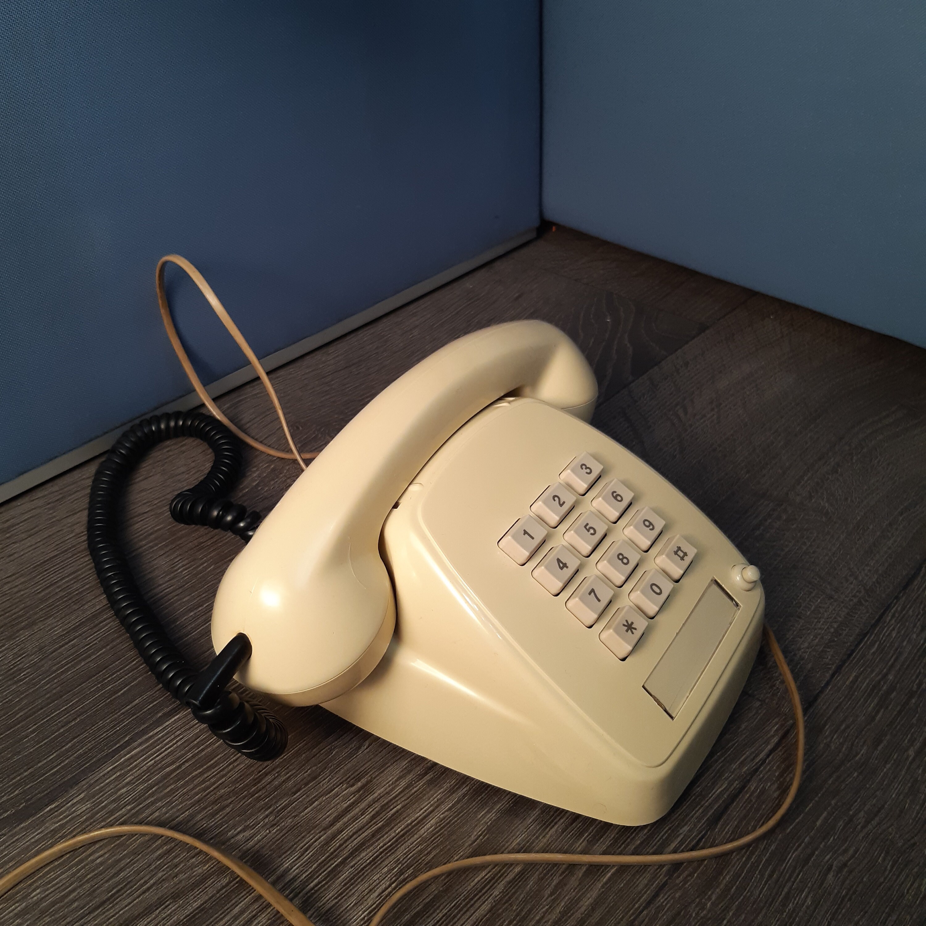 Vintage Push Button Dial Phone STC 1987 Beige Telecom Australia ...