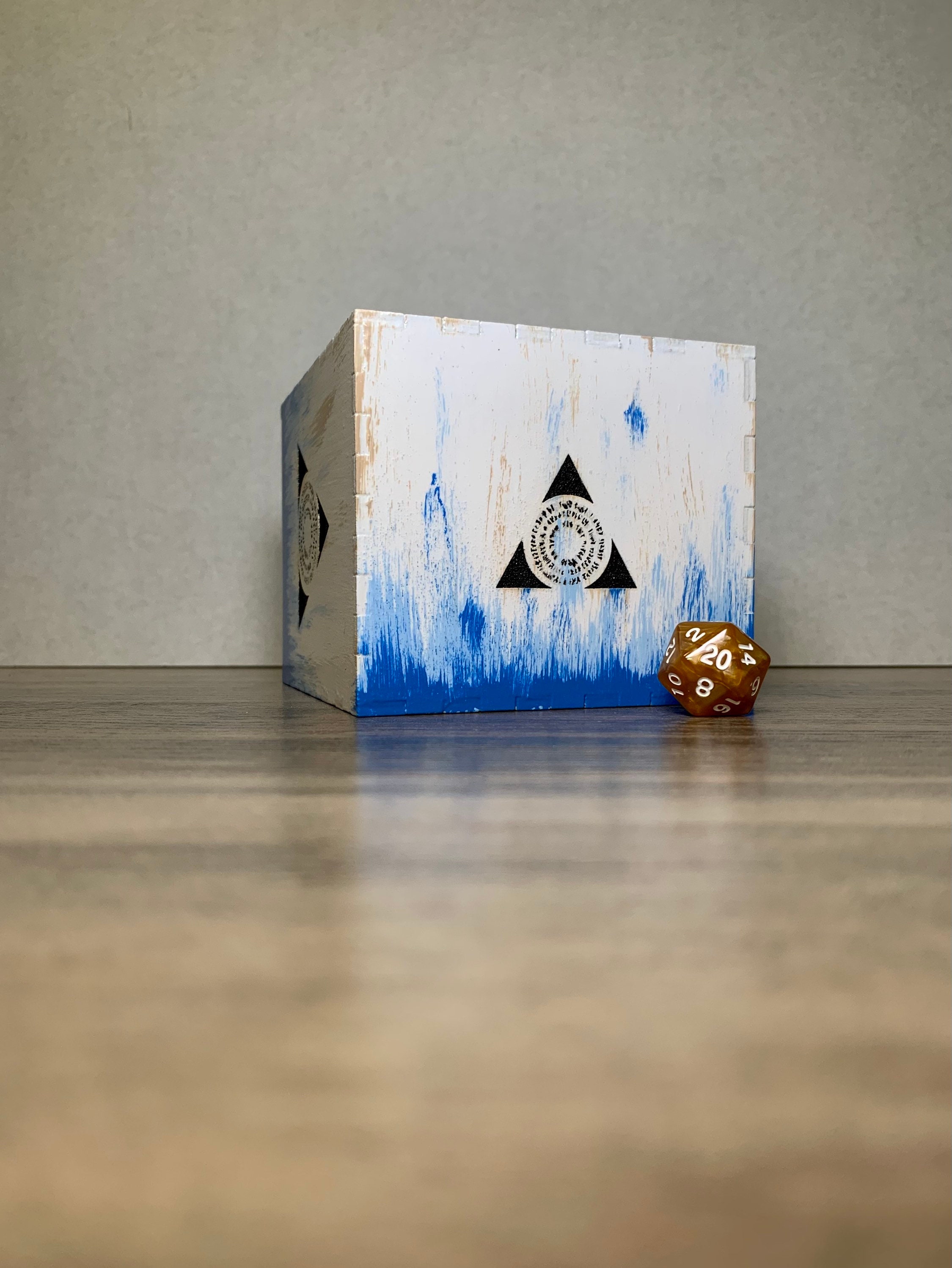 Hand-finished Azorius Senate Commander Deck Box - Etsy