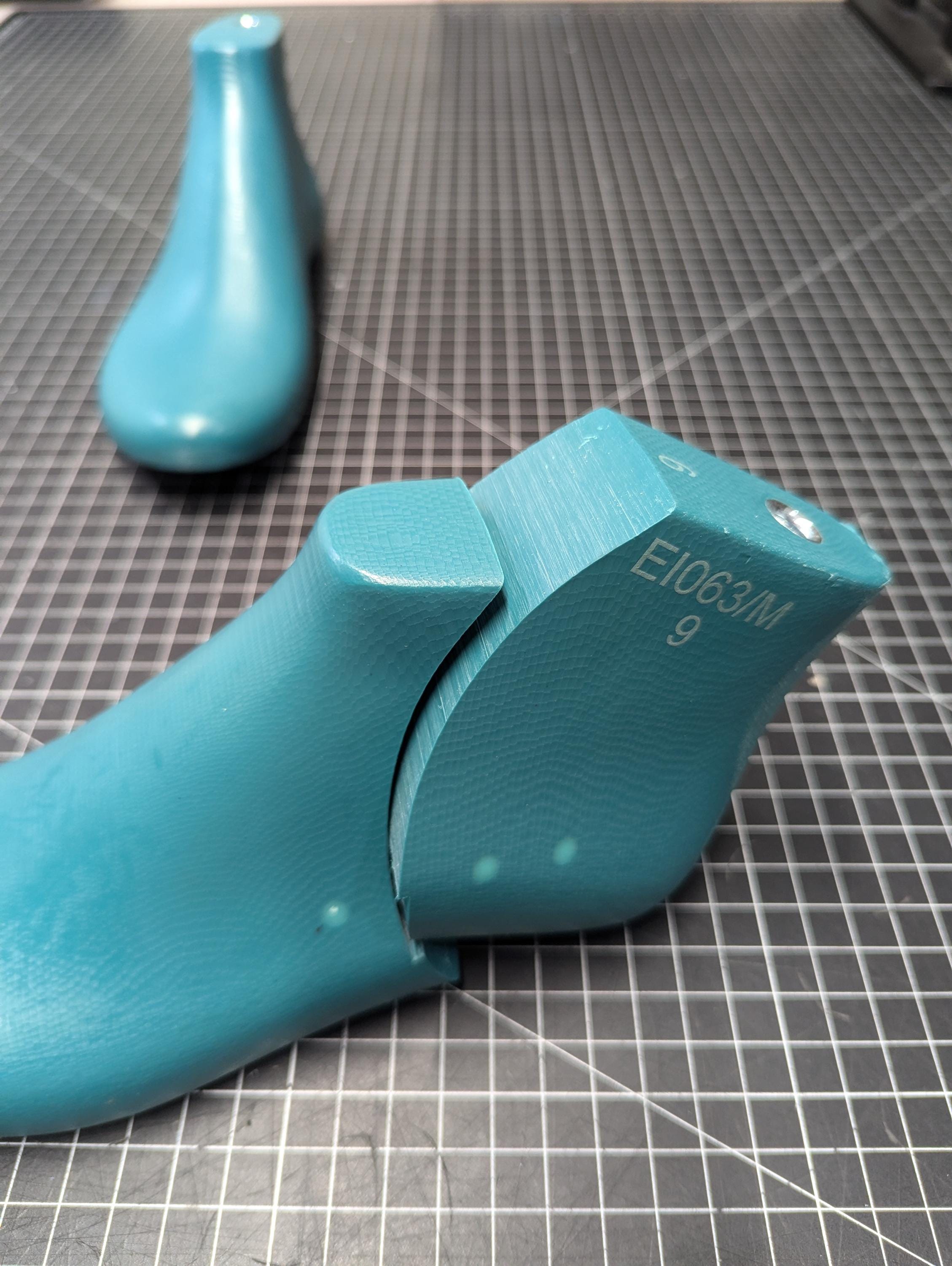 Men's Shoe Last Make Your Own Sneakers FREE SHIPPING Quality Shoemaking ...