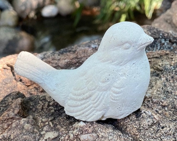 2 1/2 to 3 1/2 Tall Cement Fat Bird Pair Songbird Cardinal Garden ...