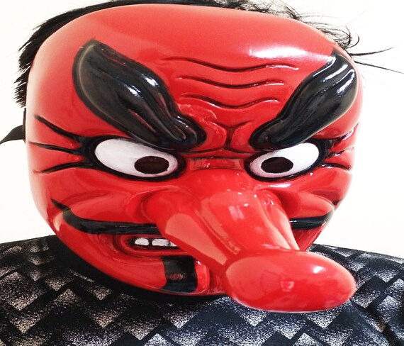 Giant Red Faces