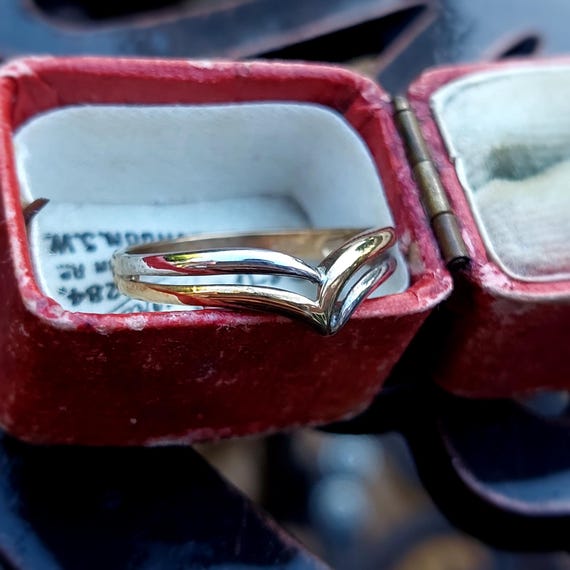 Vintage Two Tone Gold Wishbone Ring | Stacking | Soli… - Gem