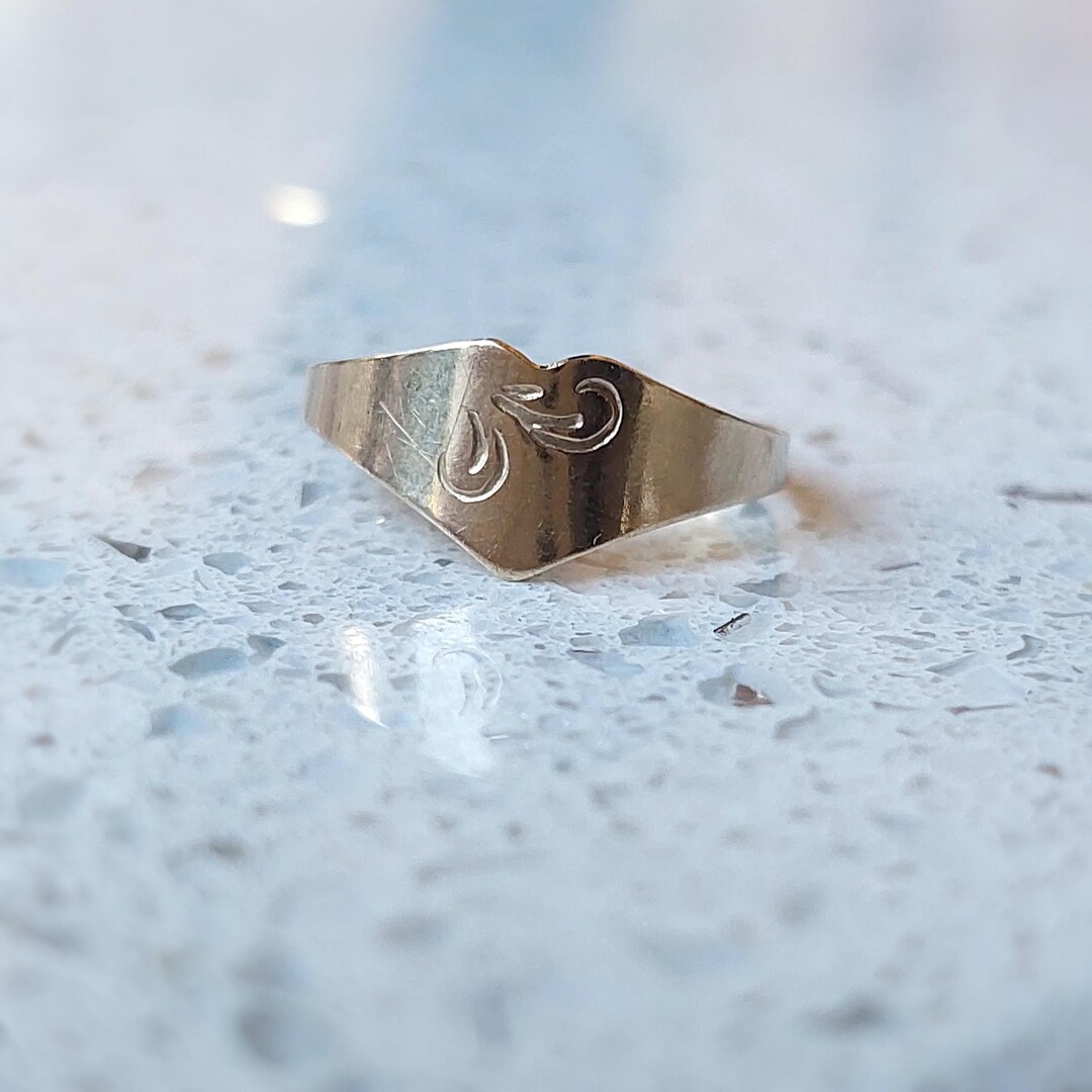 Vintage Engraved Heart Signet Ring | Solid 9 Ct Yellow Gold | Pinky ...