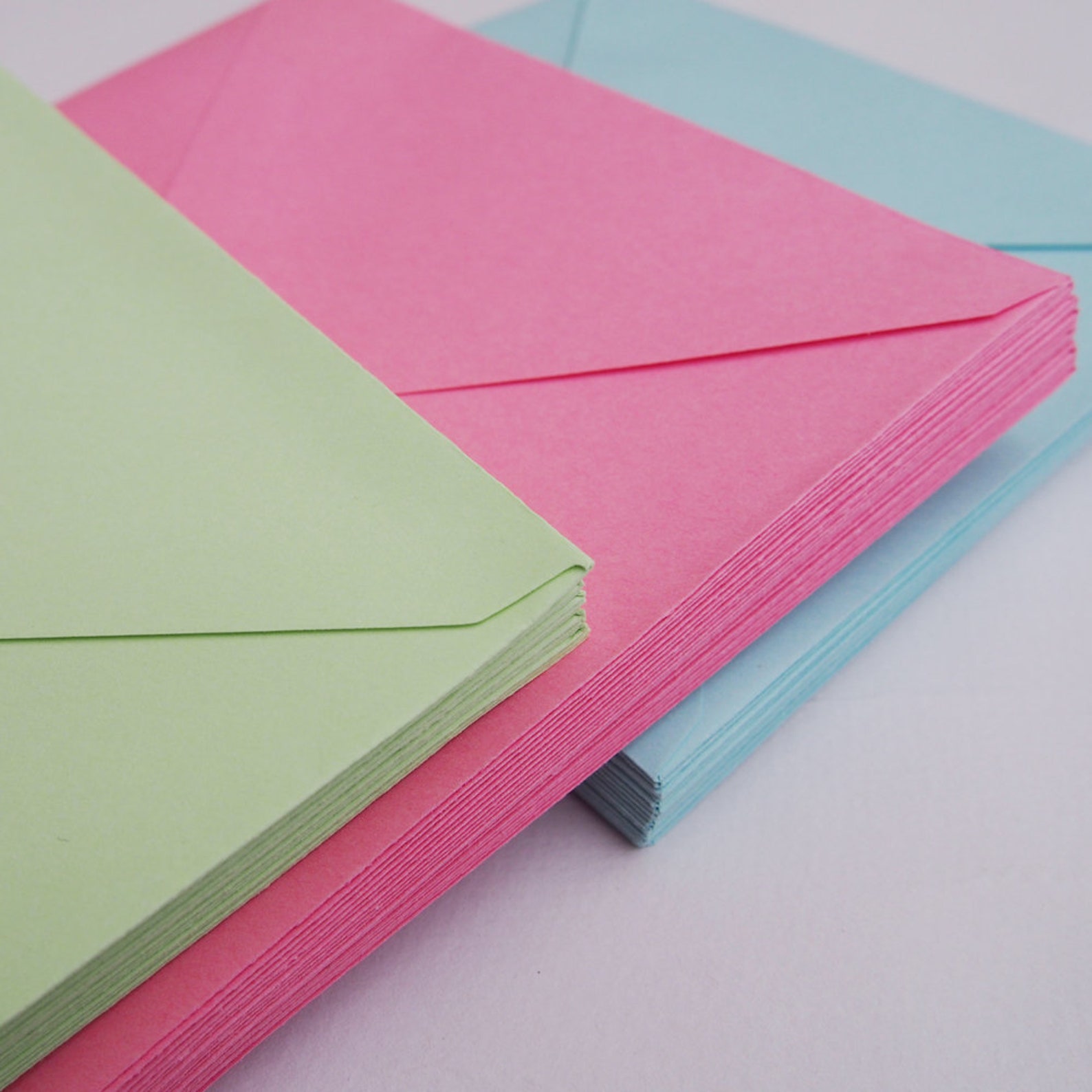 100 X Wedding Invitation Envelopes, Coloured Square Envelopes,110gsm ...