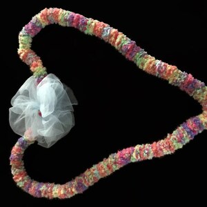 Handmade Yarn Leis - Etsy
