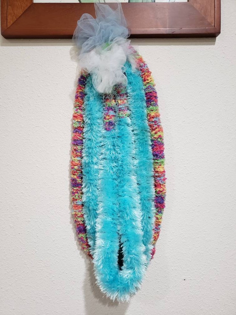 Handmade Yarn Leis - Etsy