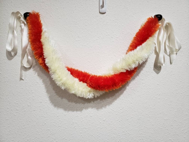 Handmade Yarn Leis - Etsy