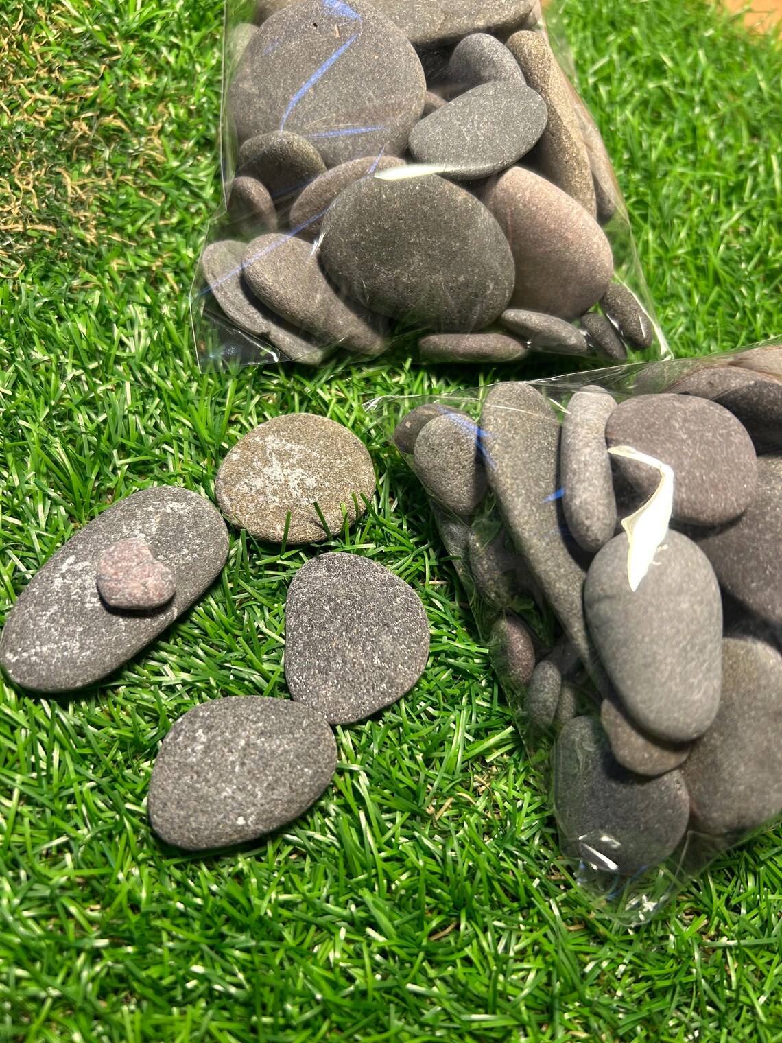 DIY Pebble Art Starter Kit: Grey Beach Pebbles (350g) - Etsy UK