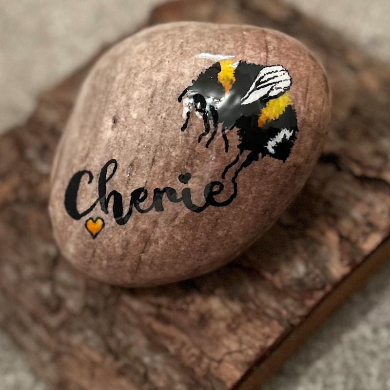 Painted Stones Bees - Etsy