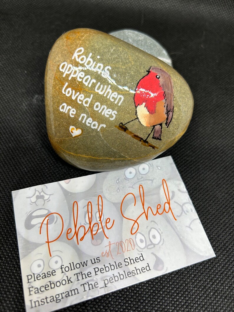 Hand-painted Robin Pebble Keepsake: Sentimental Memorial Gift - Etsy