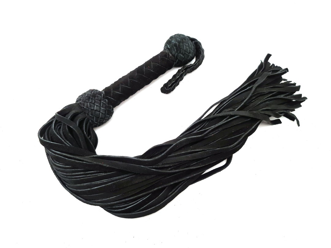 70 Tails Flogger, Flog, Floggers, Floggers and Whips, Leather Flogger ...