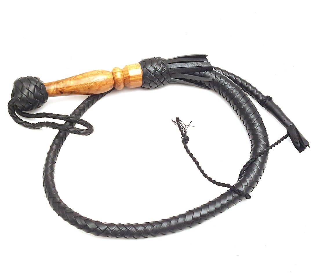 Bull Whip - Leather Bull Whip - Wood Handle Leather Whip - Whip ...