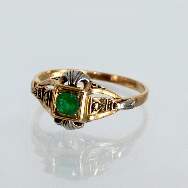 Victorian Style Ring - Etsy