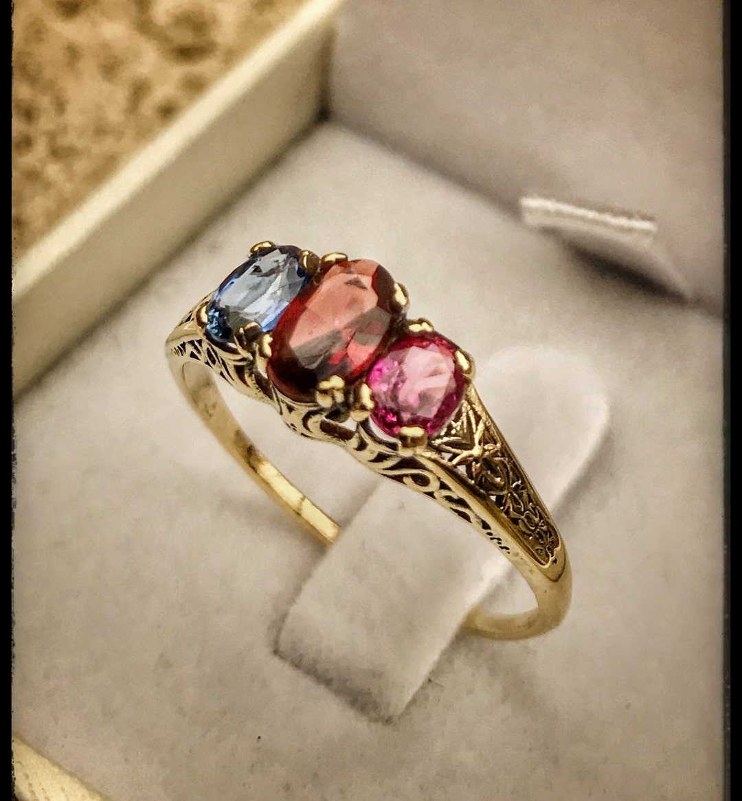 Very Unique Handmade 14k Yellow Gold Ring With a Real Sapphire and Real ...