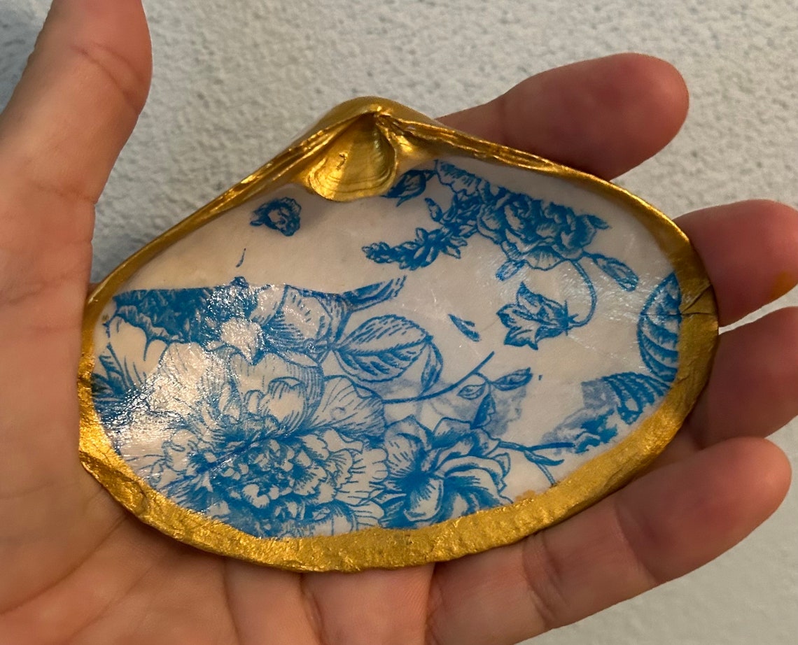 Clam Shell, Blue and White Ring Tray/dish - Etsy