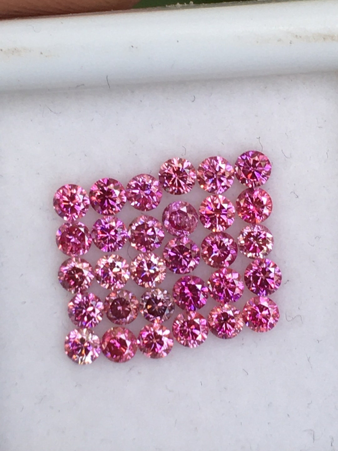 2.0 MM Lab Grown Diamond Round Cut Diamond, Fancy Pink Color Round Cut ...