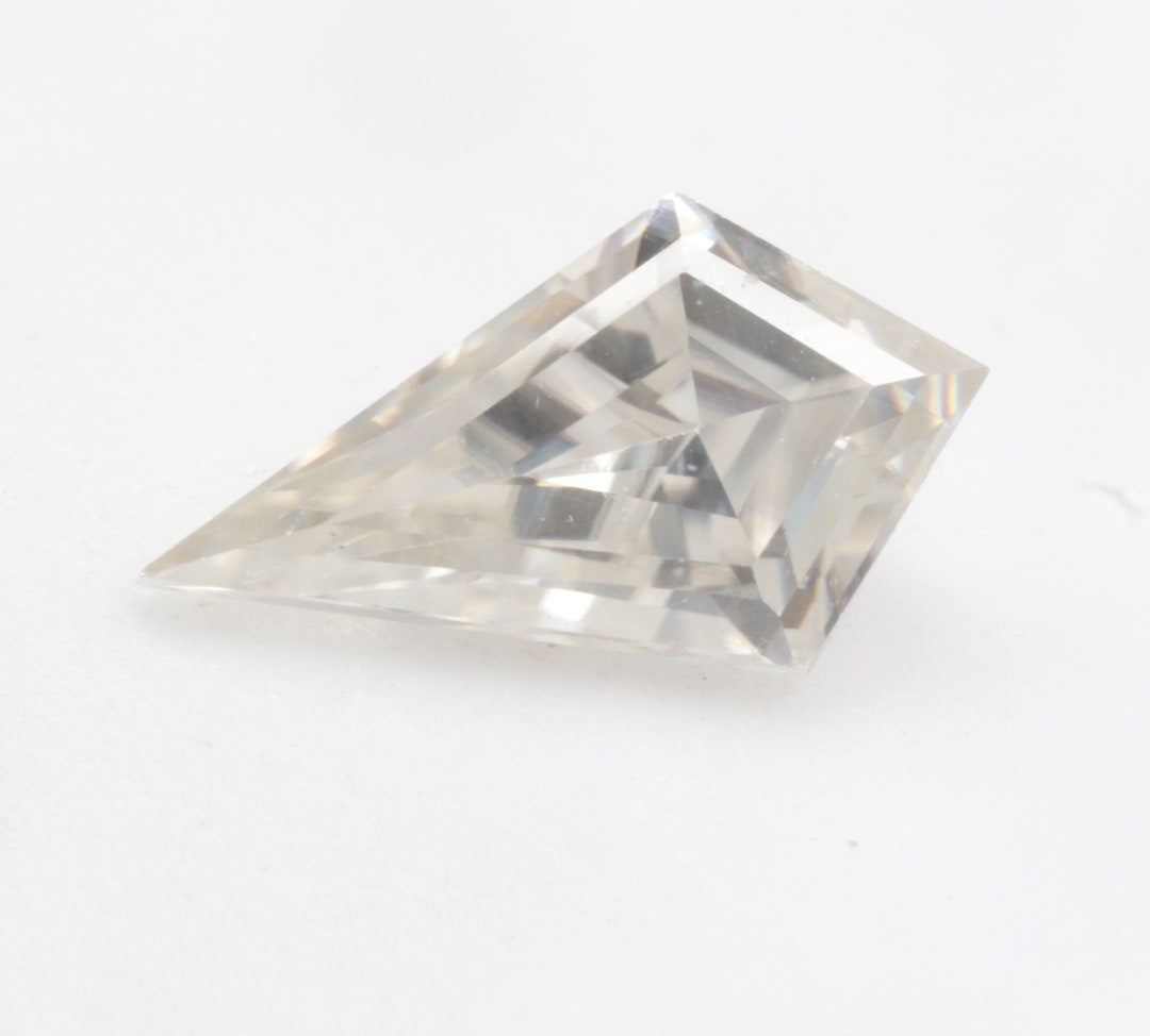 12.1 X 7.0 MM Kite Shape White Moissanite Diamond White Color Kite ...