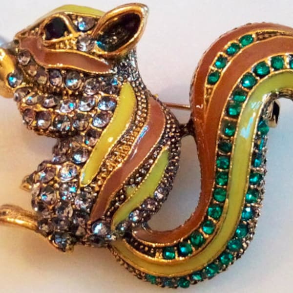 Squirrel Pin - Etsy