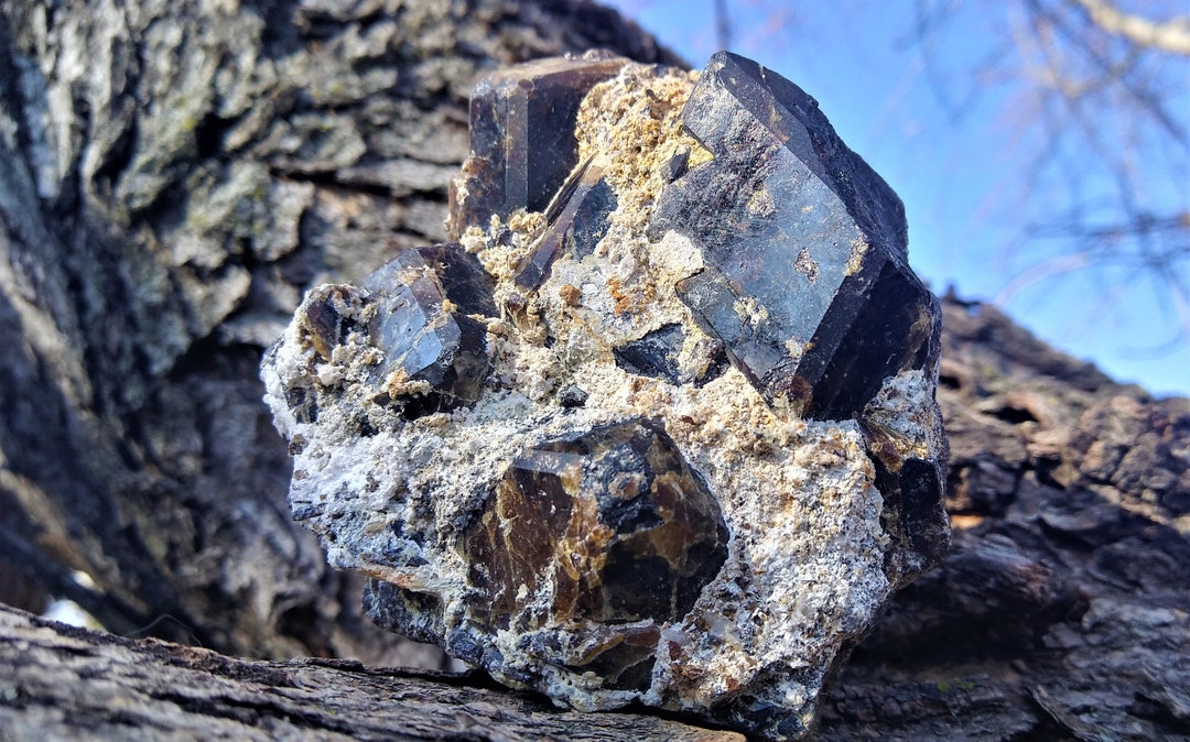 Black Melanite - Andradite Garnet Crystal From Yuanggang, Inner ...