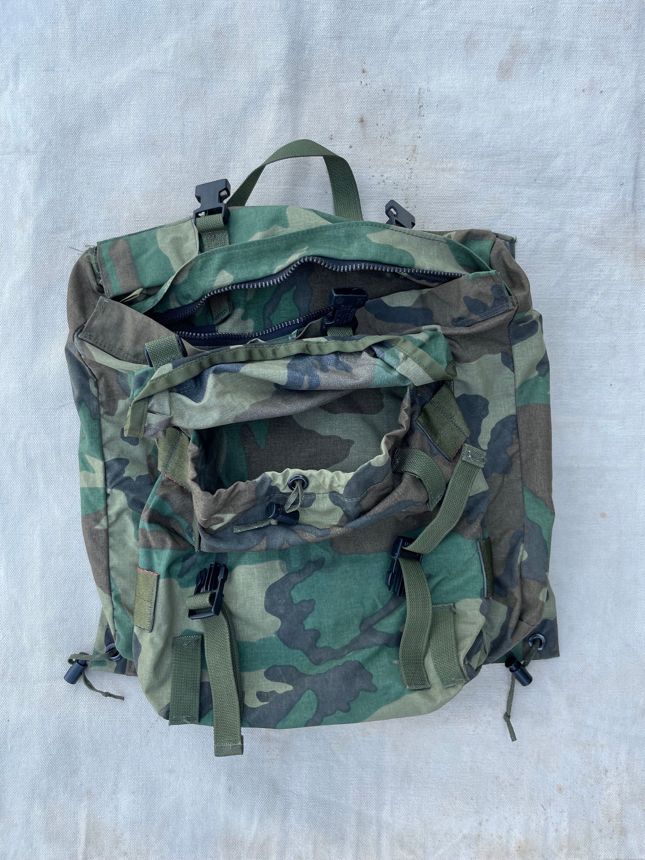 Camouflage US Military Day Pack Backpack - Etsy