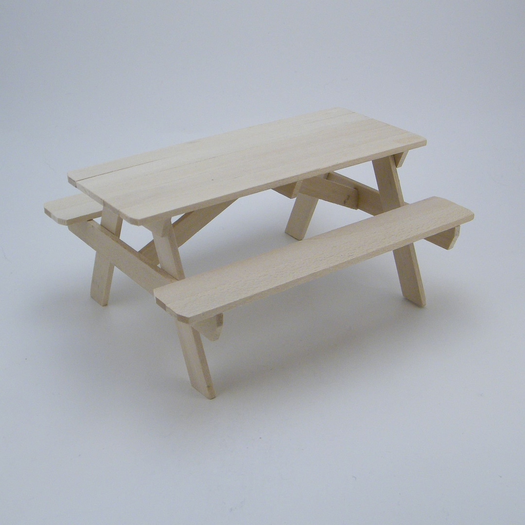 Dolhouse Miniature Picnic Table - Etsy
