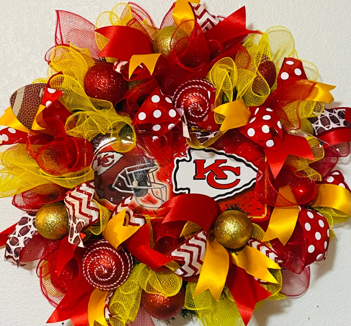 Kansas City Chiefs Wreath 24 Football | Etsy