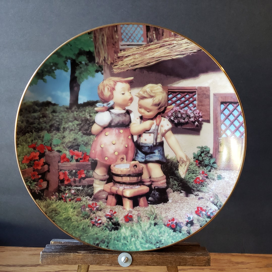 MJ Hummel - Squeaky Clean - Little Companions Plate Collection - Etsy
