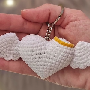 Keychains Devil&angel With Wings Crochet Heart Keychain Pattern ...
