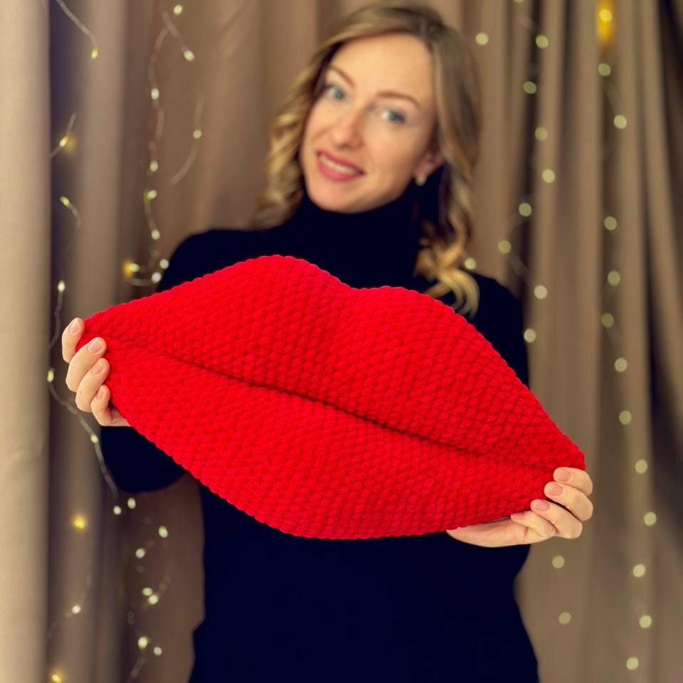Plush Lips Pillow Crochet Pattern Valentines Gift Amigurumi Pattern ...