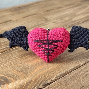 Crochet Scary Heart Pattern,devil's Heart Pattern, Heart Bat Keychain ...
