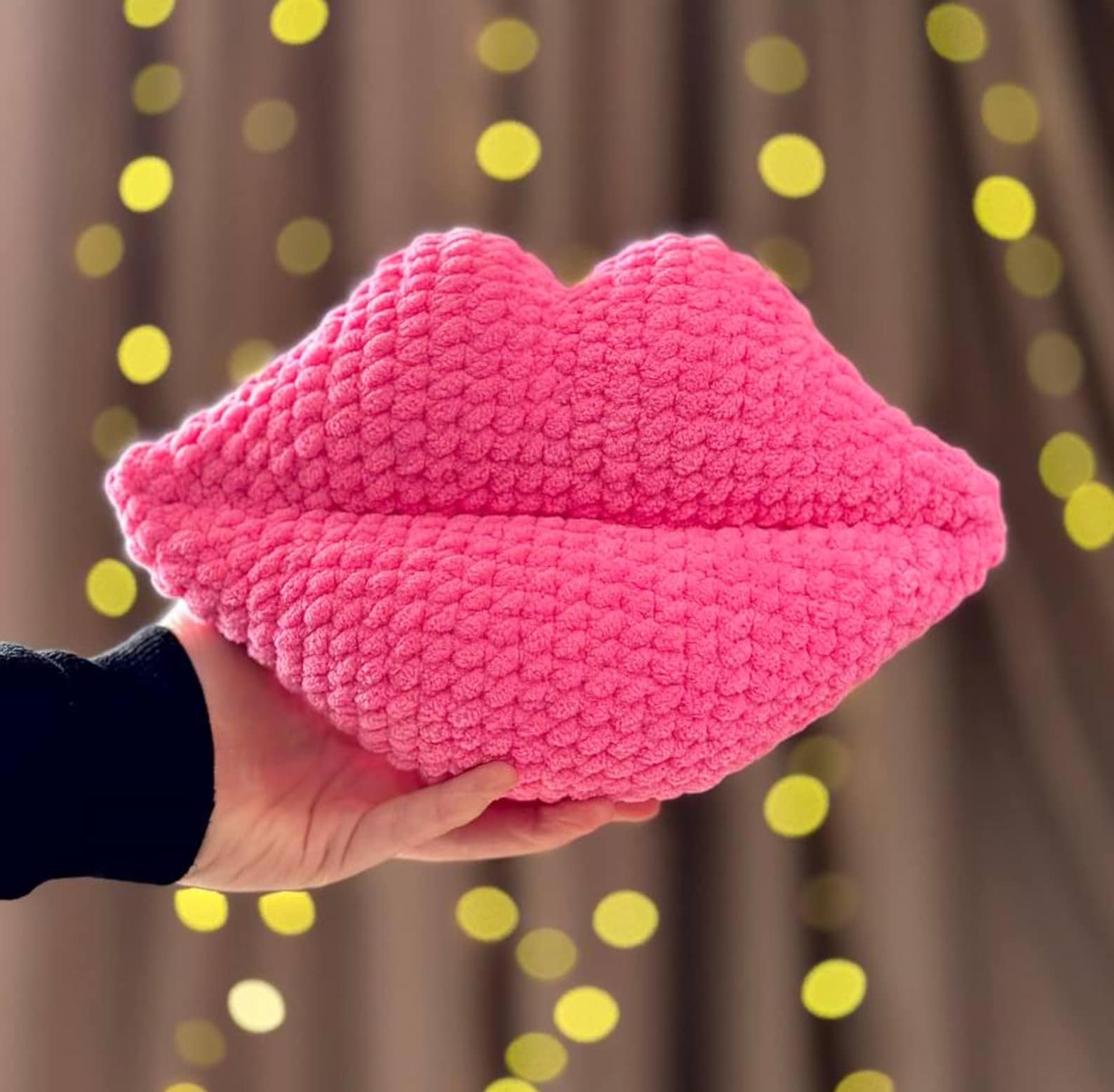Crochet Kiss Pillow Plush Mini Lips Pillow Crochet Pattern Valentines ...