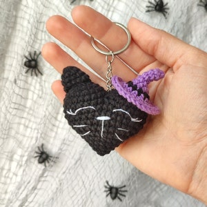 Halloween Kitty Keychain,crochet Halloween Decor,crochet Heart Keychain ...
