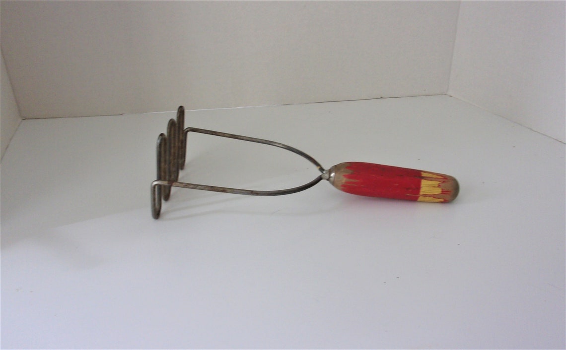 Vintage Androck Potato Masher Made in USA Painted Red and Cream Wood ...