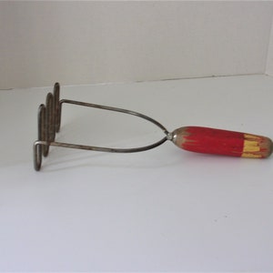 Vintage Androck Potato Masher Made in USA Painted Red and Cream Wood ...
