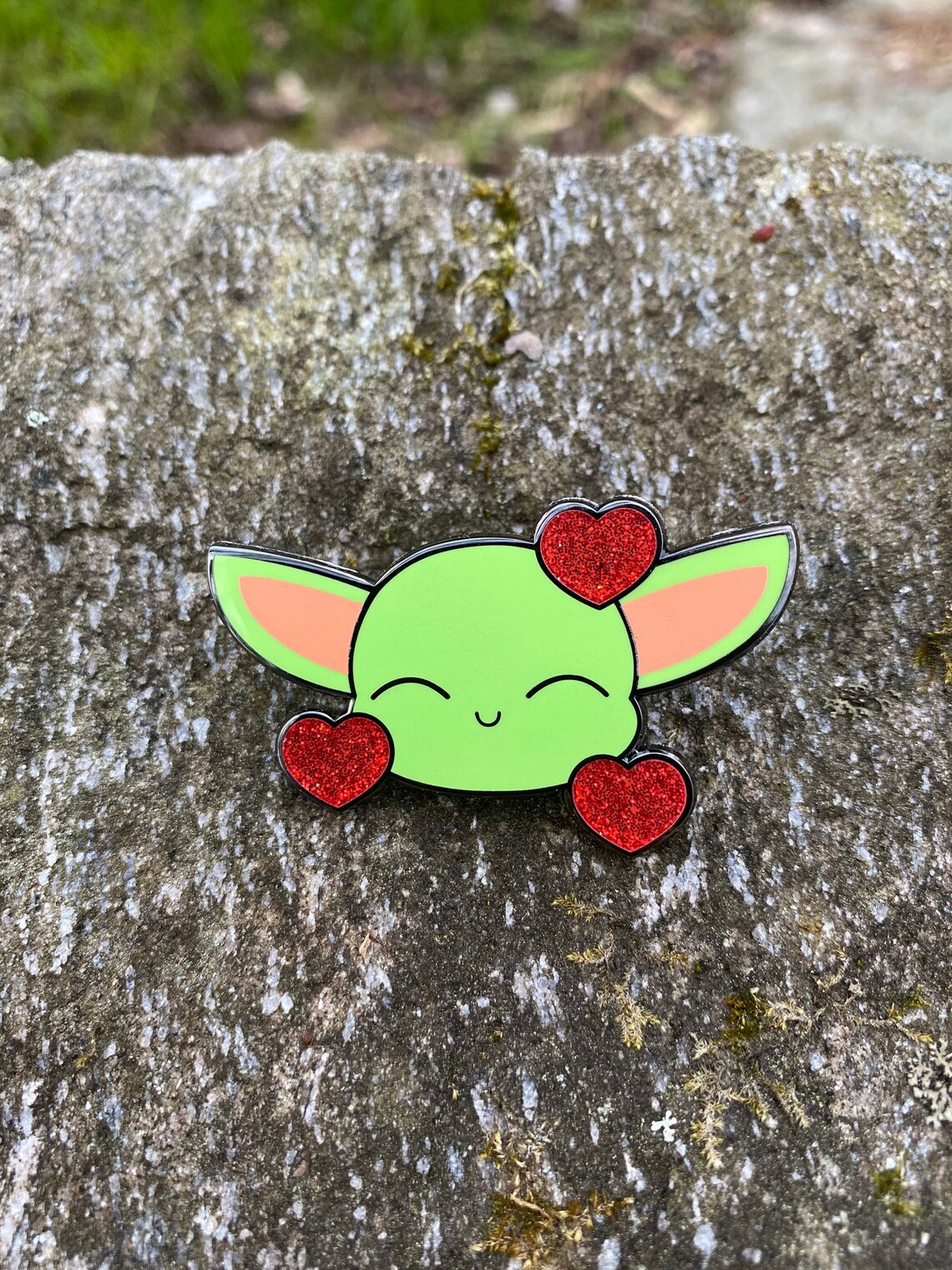 Baby in Love Enamel Pin - Etsy