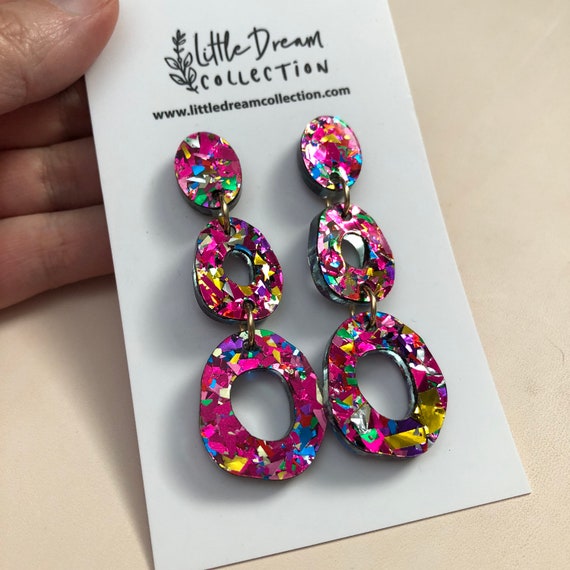 Glitter dangle earrings store