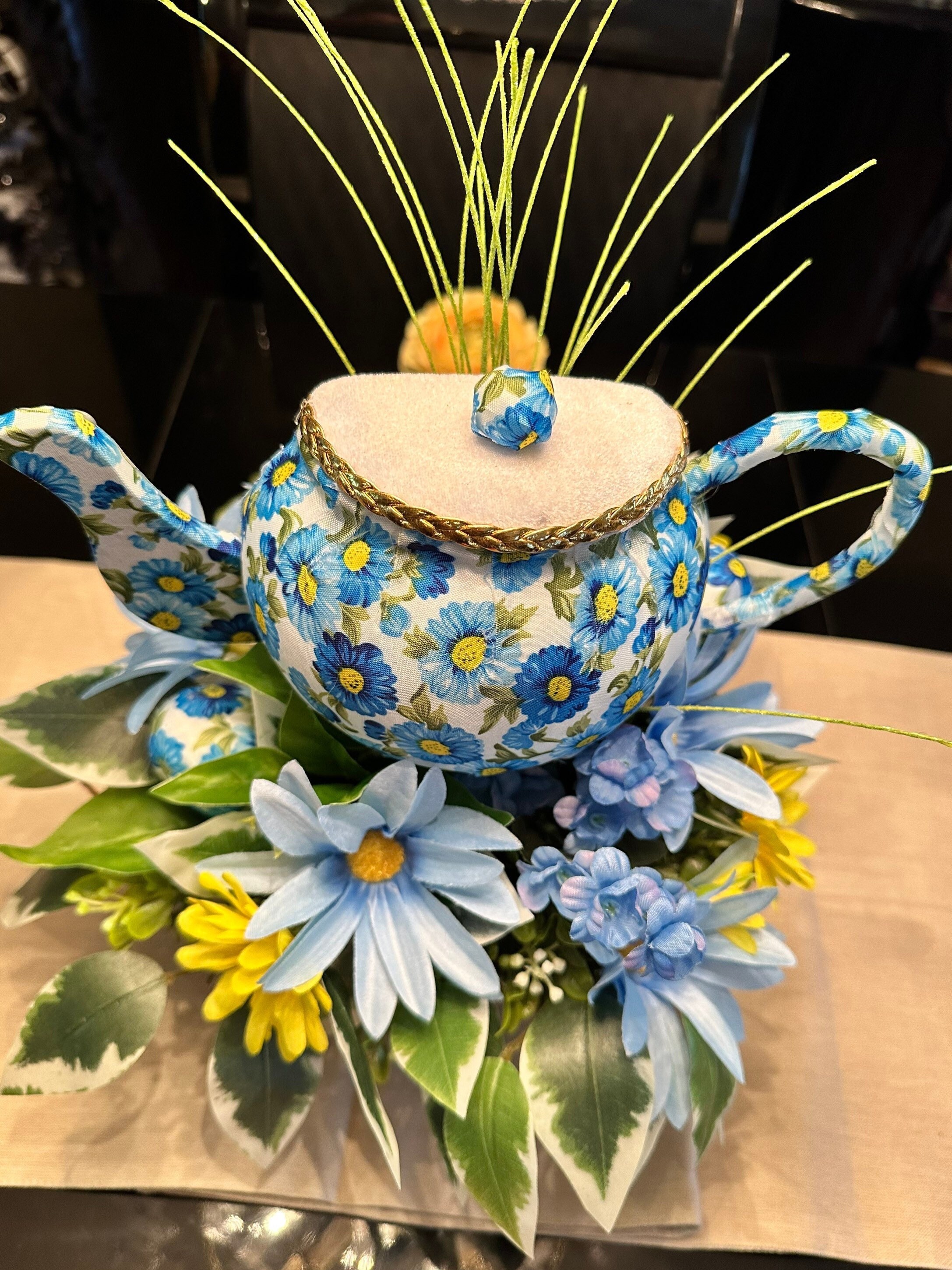 Flower Blue Centerpiece, Tea Pot Flower Centerpiece, Table Centerpiece ...