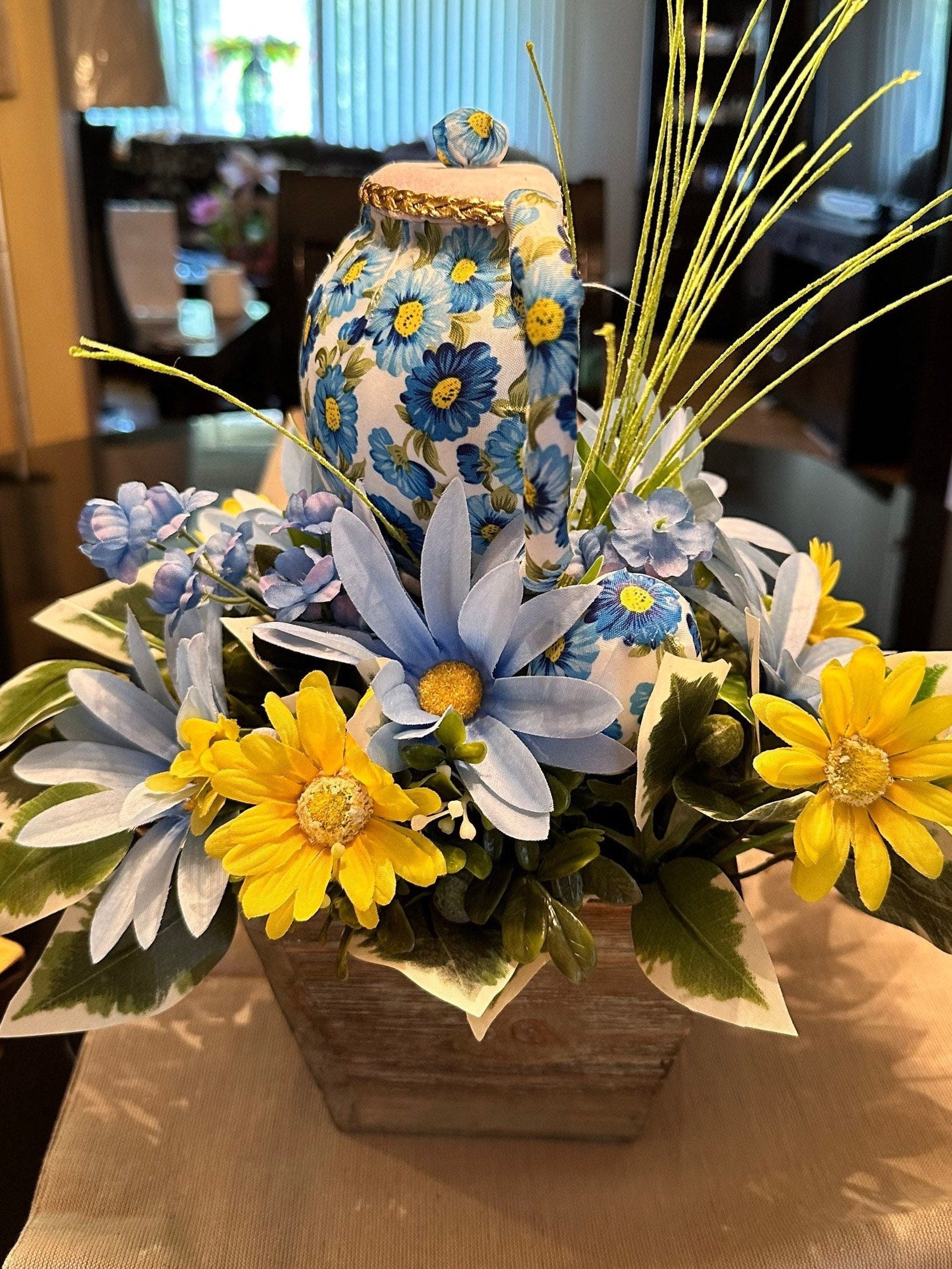 Flower Blue Centerpiece, Tea Pot Flower Centerpiece, Table Centerpiece ...